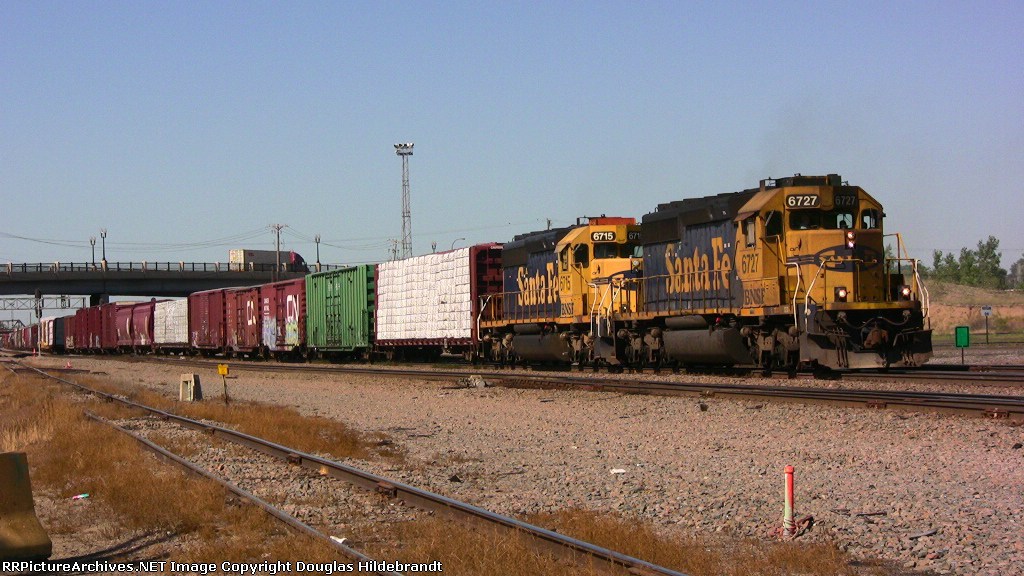 Two Santa Fe Dash 2s